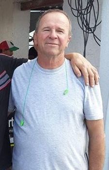 La avioneta del laboulayense está estrellada en una montaña