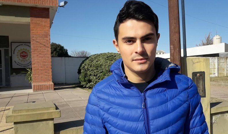 Le robaron cuando jugaba al fútbol y el equipo organizó una rifa para ...