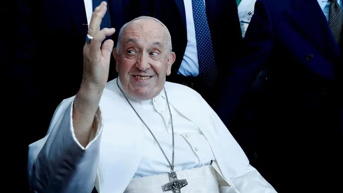 El Papa pasó una noche tranquila y su estado sigue siendo crítico, pero ...