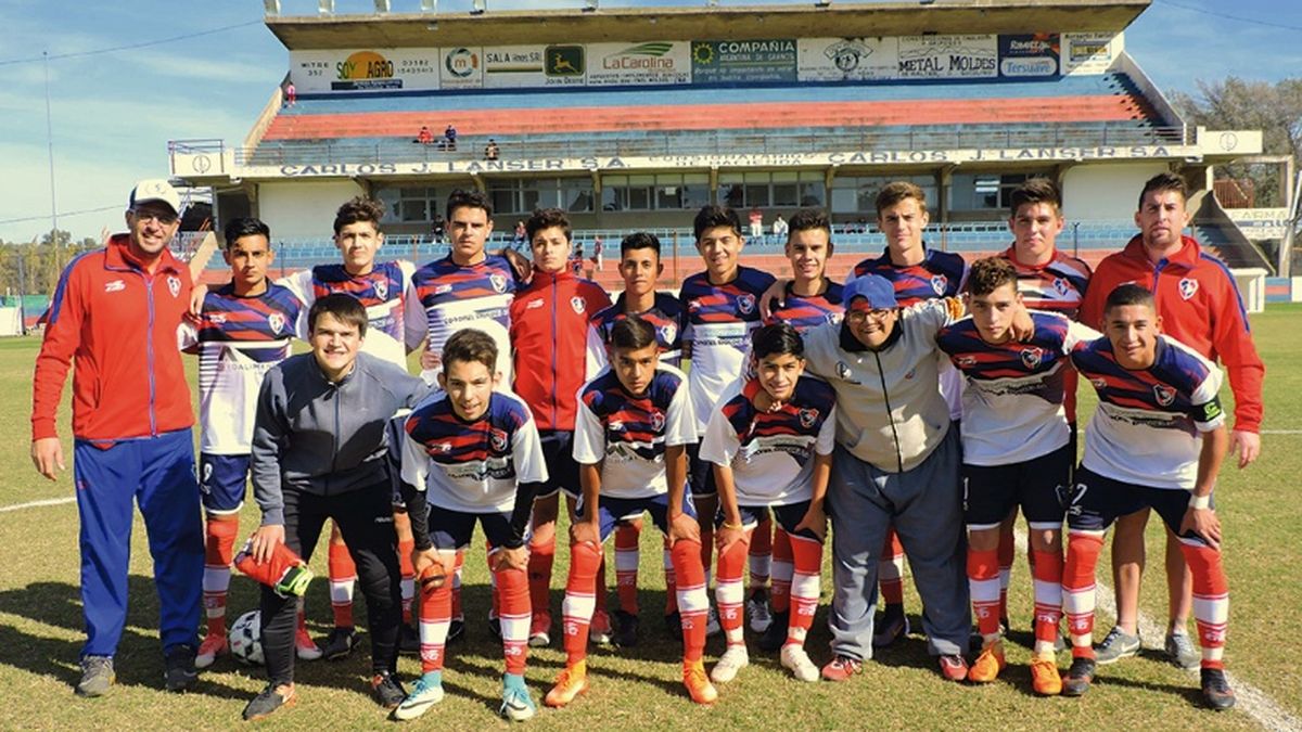Toro se despertó en el segundo tiempo y derrotó a Belgrano