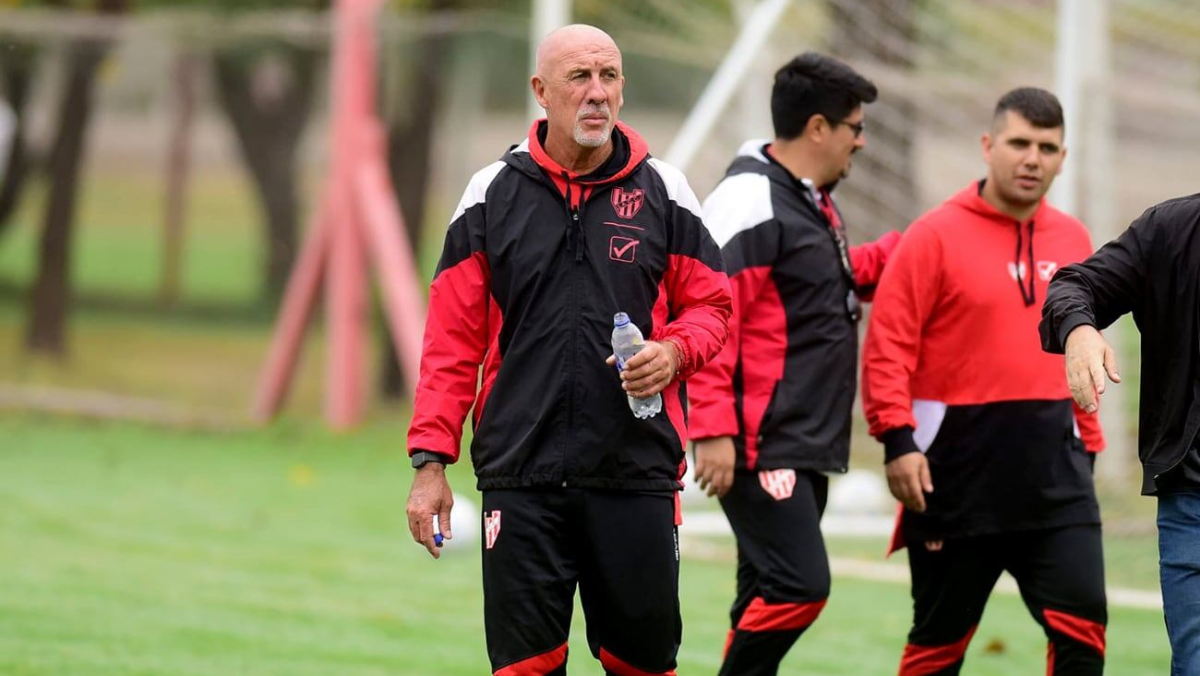 Con cinco partidos comienza a rodar la pelota en el torneo Apertura 2026