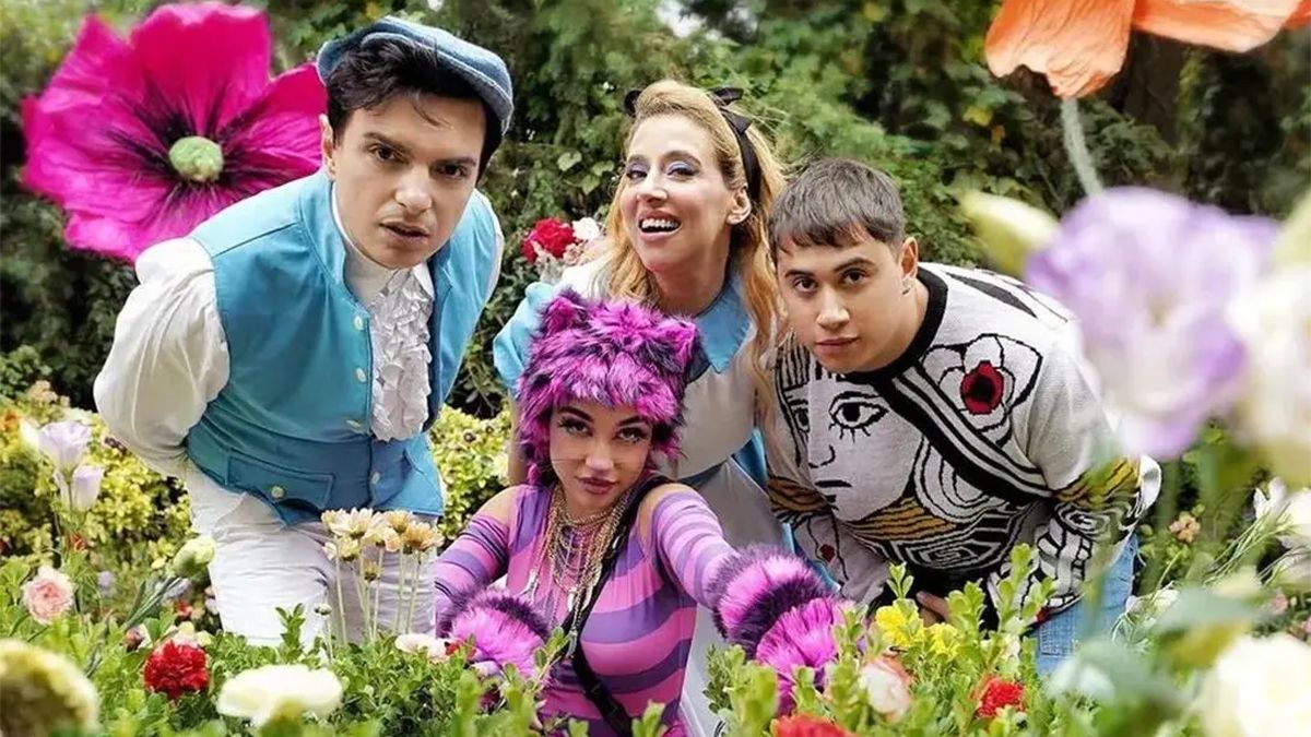 Furor por el video de Miranda! con María Becerra y FMK Furor por el video de Miranda! con María Becerra y FMK