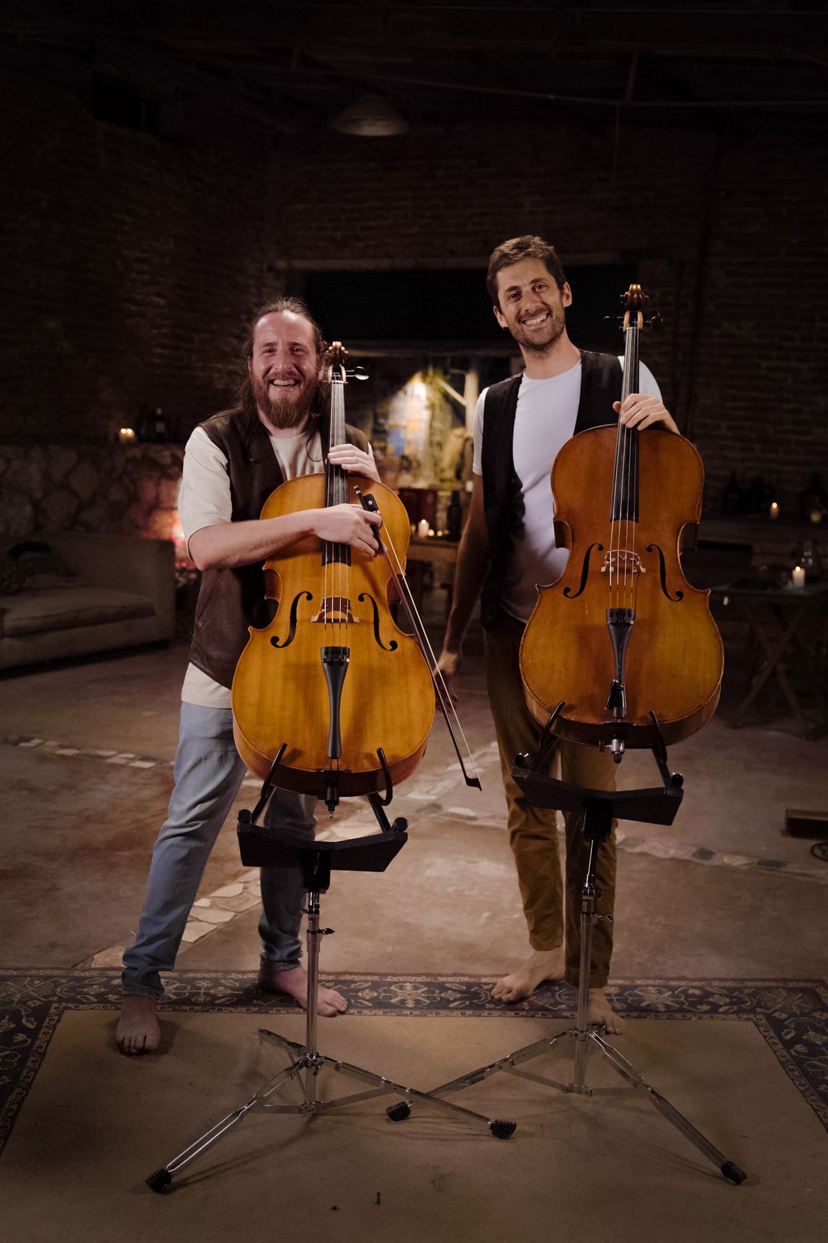 El humor de Mario Devalis y el folklore de CheChelos