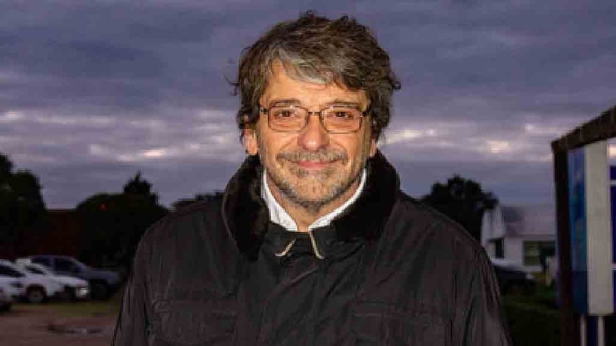 Hamawi: “En dos años se produjeron veinte millones menos de libros”