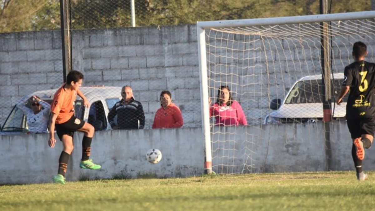 Renato Cesarini, con equipo joven y dinámico, quiere pelear por el ascenso