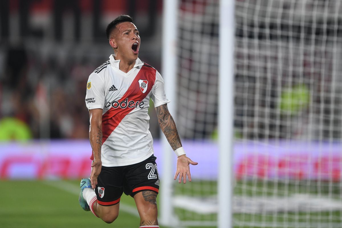 River lo dio vuelta ante Argentinos para una victoria sufrida y ajustada