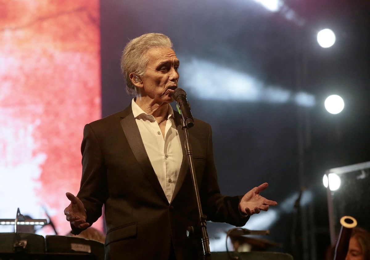 Con el chamamé sutil de Chango Spasiuk y la gran voz de Jairo, finalizó ...