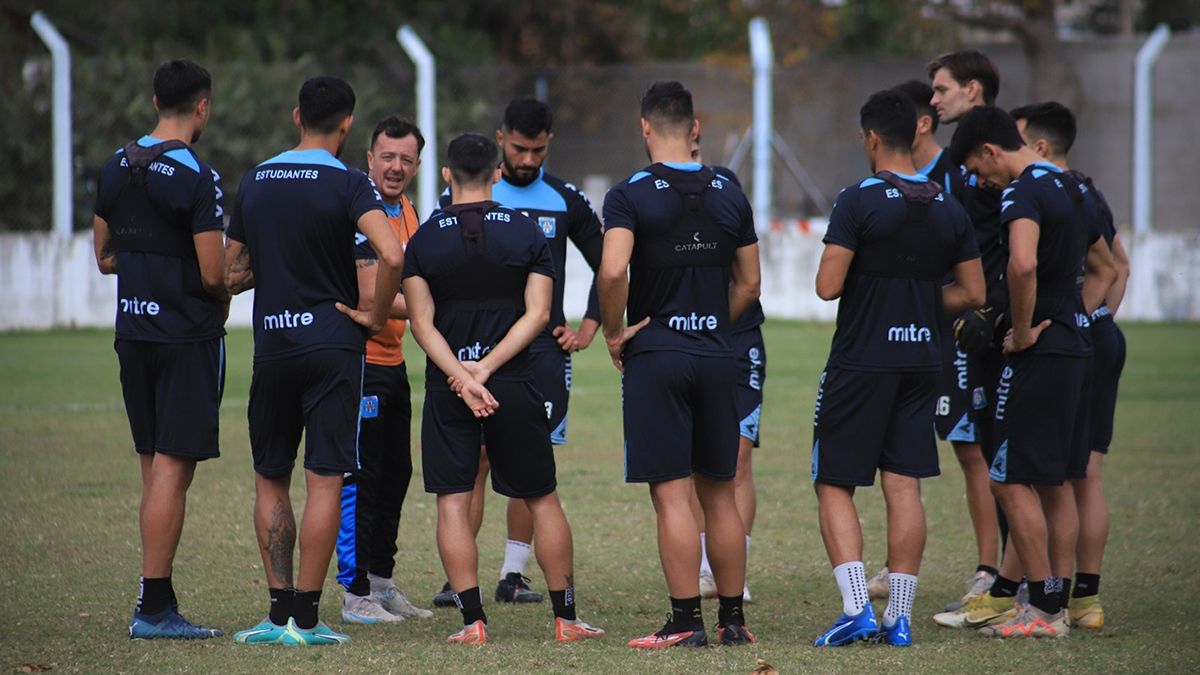 Estudiantes ultima detalles para el cruce con Chaco For Ever