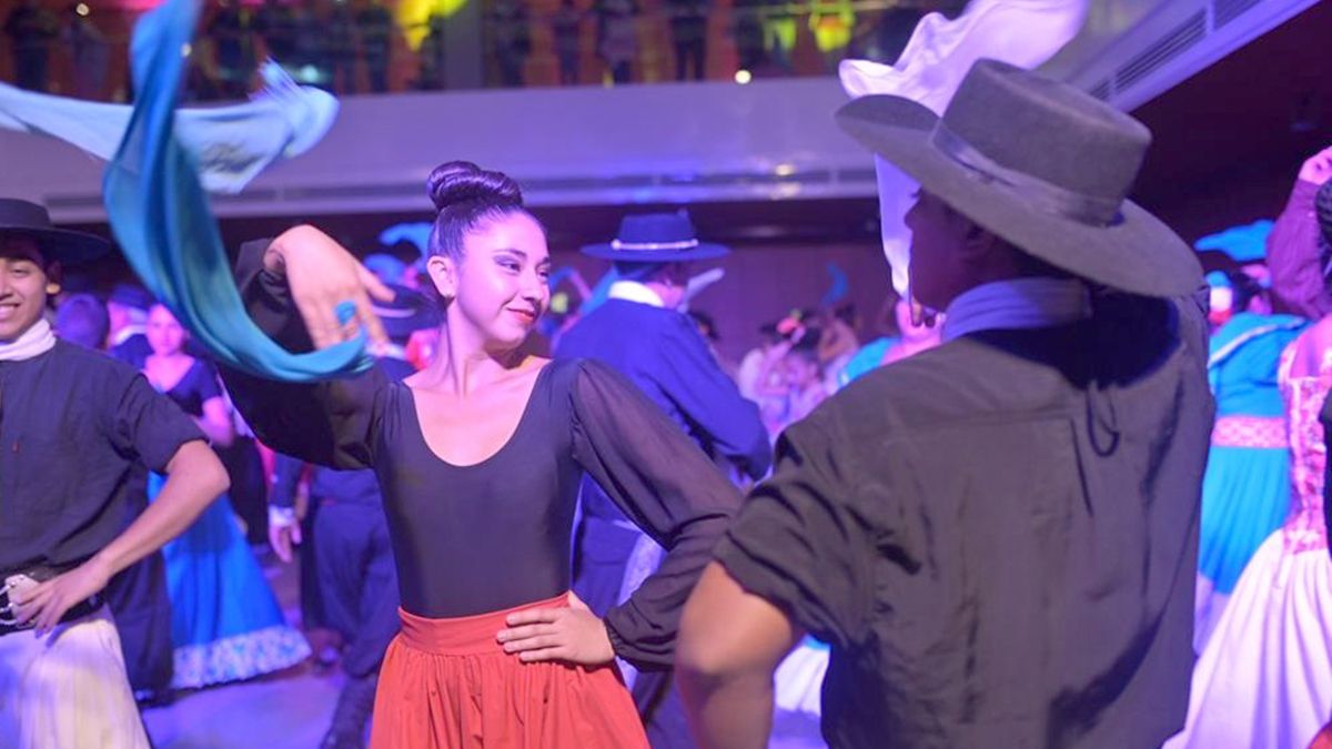 CordoBAILA: primer encuentro nacional de danzas folclóricas