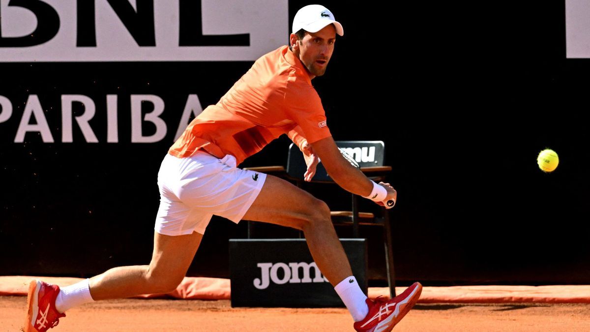El serbio Djokovic avanza a cuartos de final en el Masters 1000 de Roma