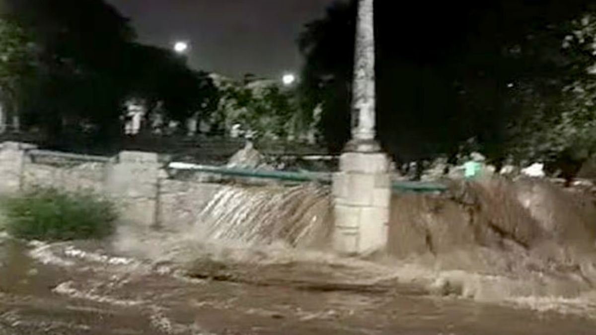 La Cañada, desbordada; evacuados; y Villa General Belgrano, anegada