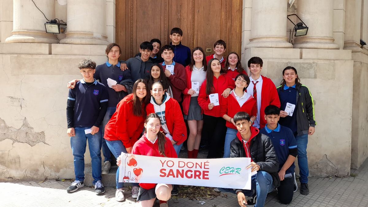 Huinca: tienen entre 16 y 18 años, son donantes y realizan una campaña