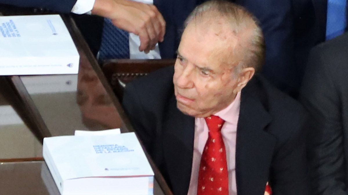 Río Tercero declarará a Menem persona no grata
