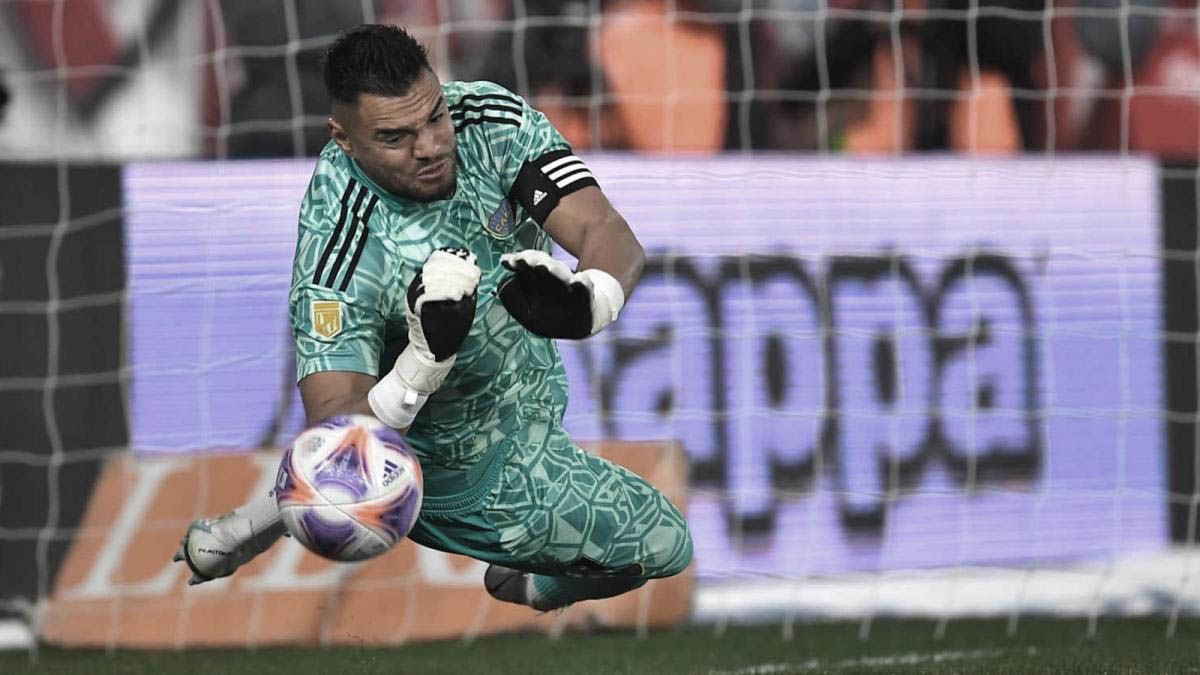 Chiquito Romero: Hubiera preferido no enfrentar a Racing