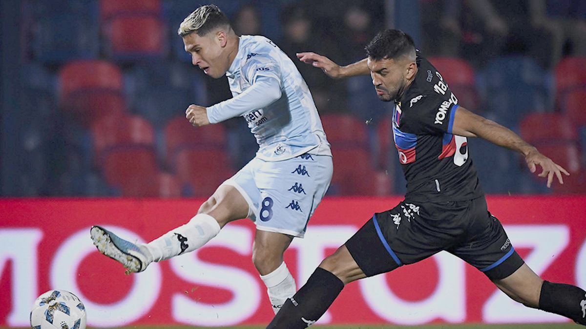 Racing aprovecha la jerarquía de Quintero para llevarse triunfo ante Tigre
