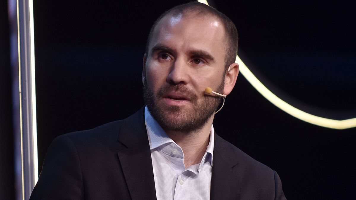 Guzmán pidió apoyo a un proyecto que fomenta el ahorro en pesos