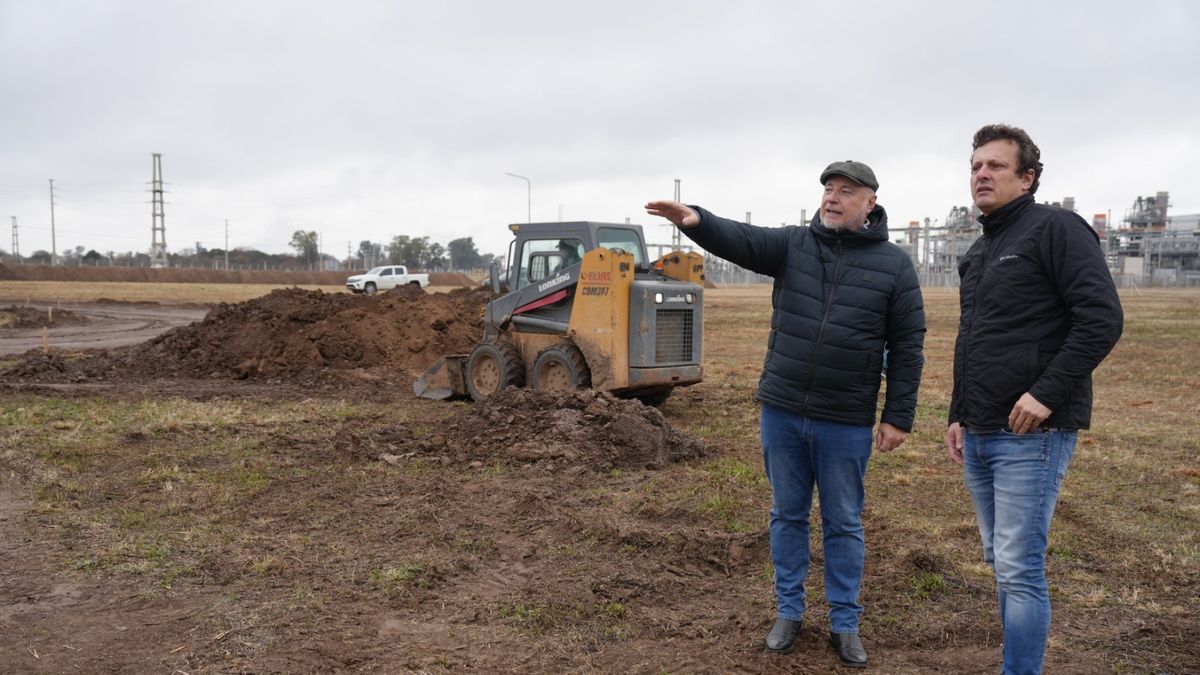 Angel fernandez and alien baby i brought a bottle of