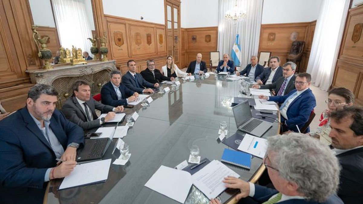 Nueva reunión del Consejo de Mayo: tratan la reforma tributaria