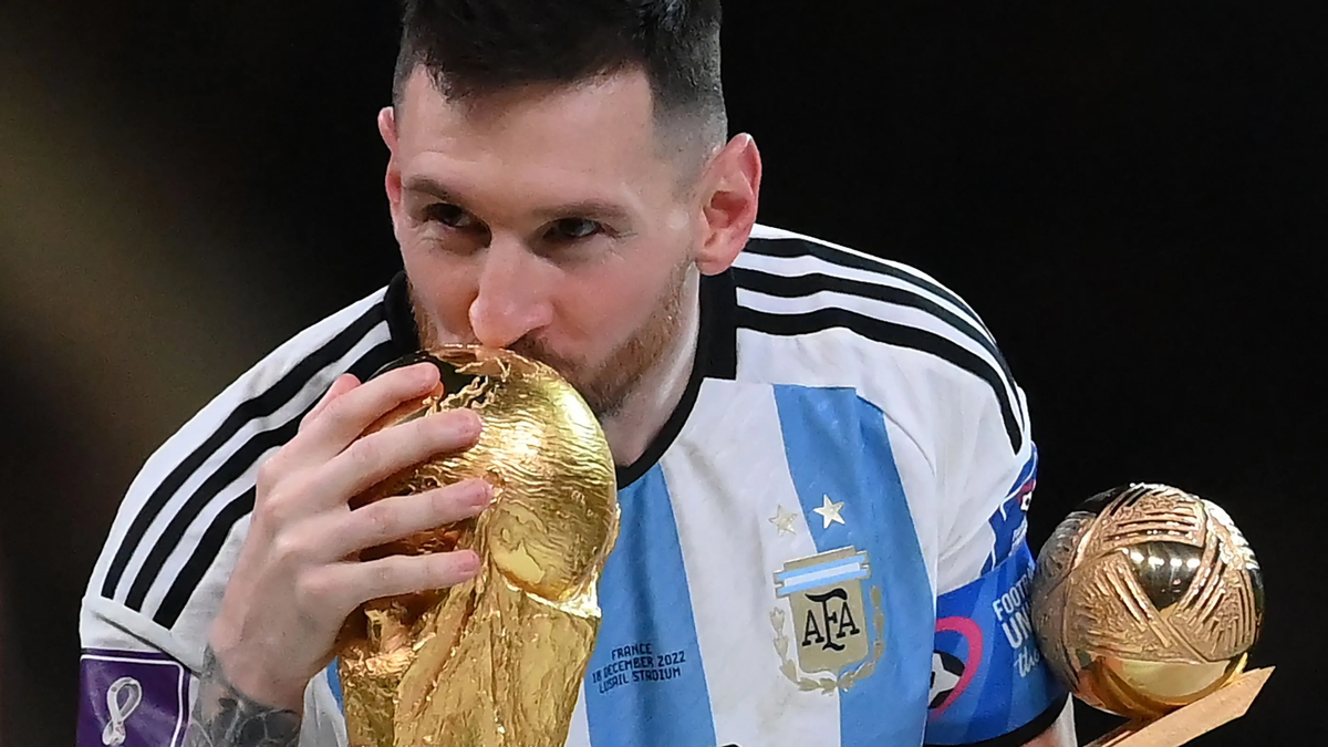 Messi festeja sus 38 años: uno por uno, los 46 títulos que logró hasta ...