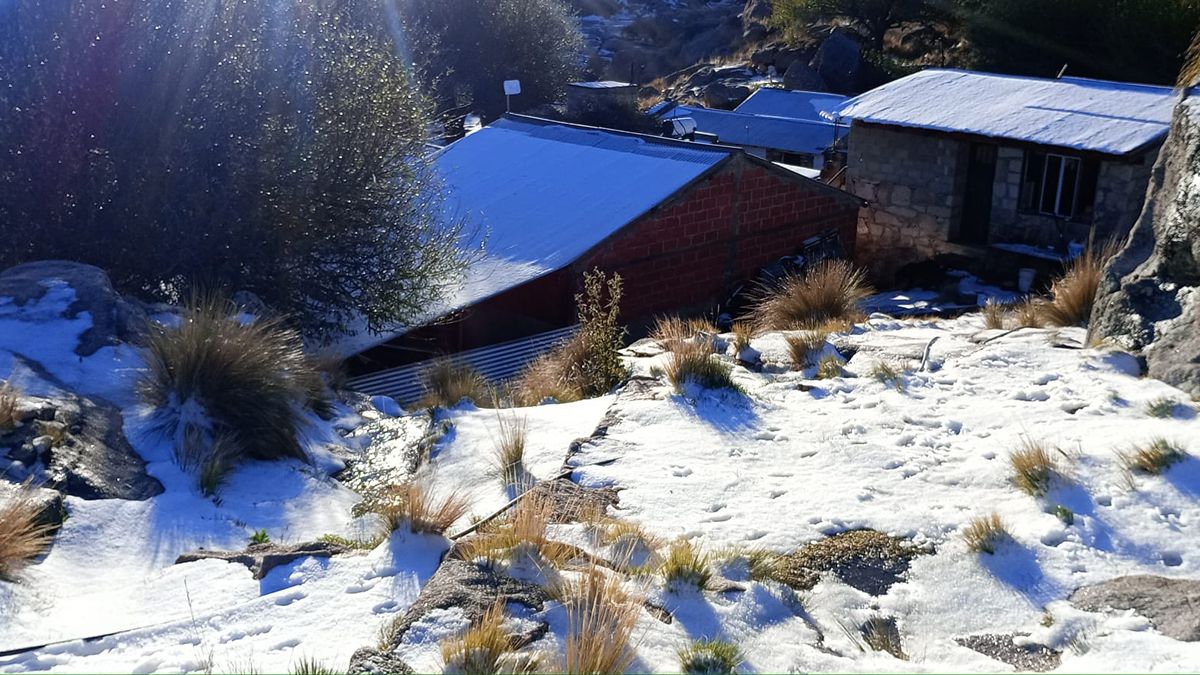 Nieve, granizo y garrotillo en el Cerro Champaquí