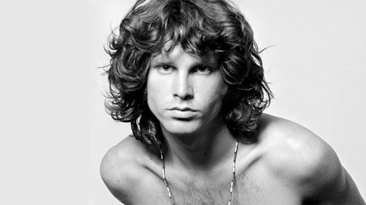 Jim Morrison: el rockstar disruptivo en pleno verano hippie